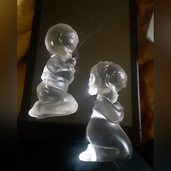 Fenton | Holiday | Fenton Kneeling At Prayer Boy Girl | Poshmark